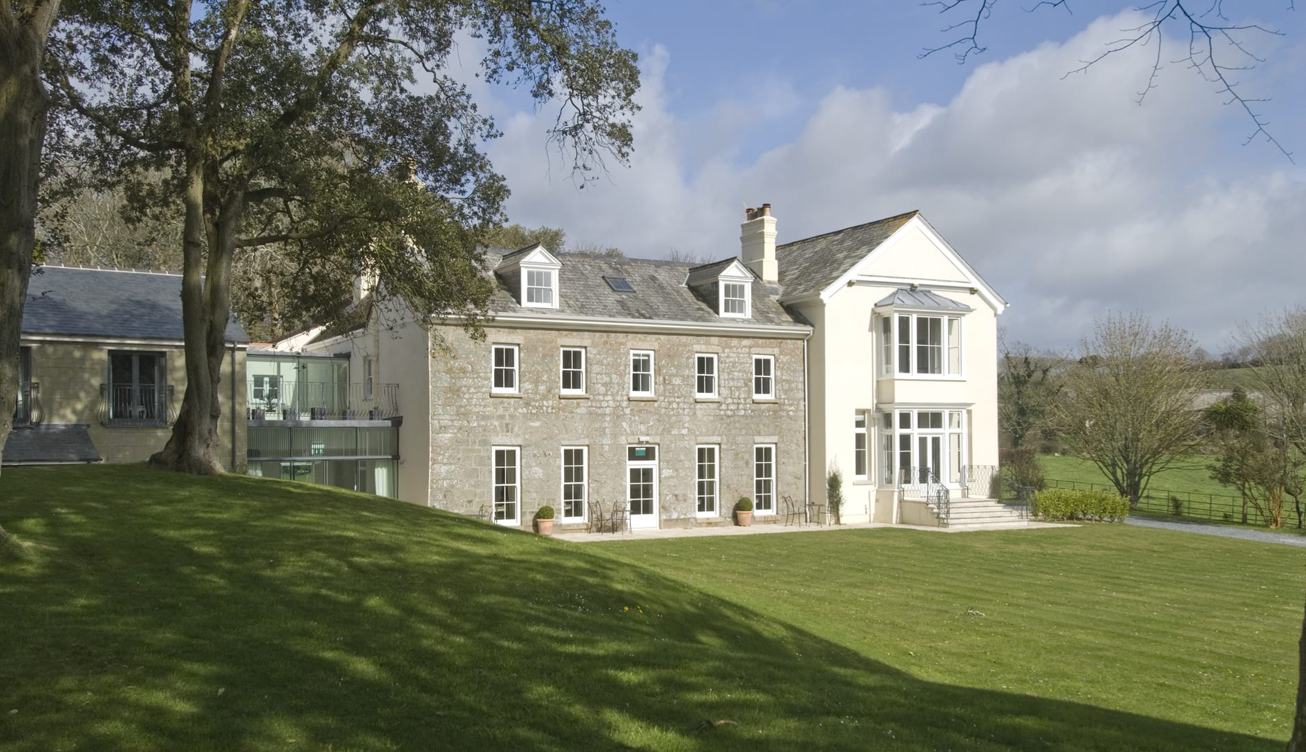 The Nansloe Manor Hotel - Helston | Lilly Lewarne